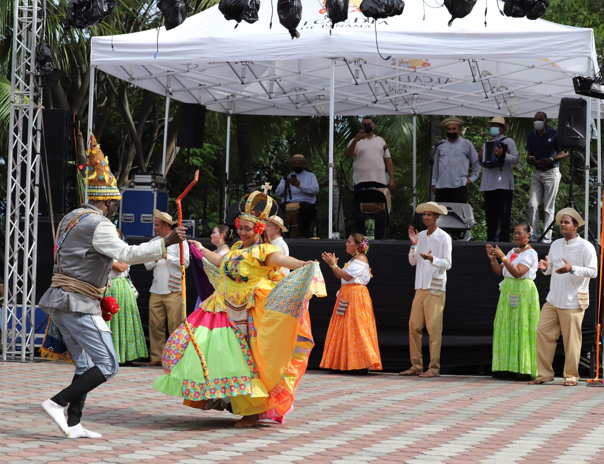 Mi Pueblito y la Dirección de las Etnias se unen para celebrar el Mes ...